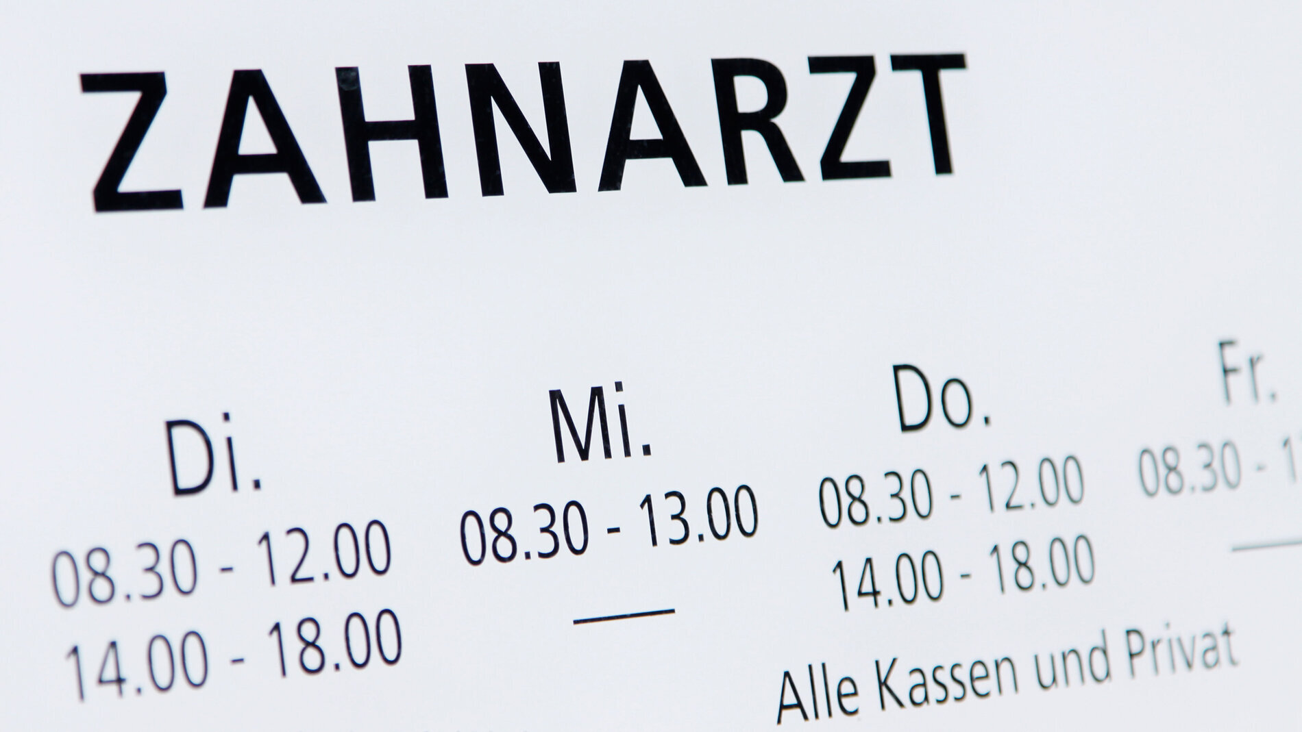 So gestalten Sie Ihr Praxisschild richtig - zm-online