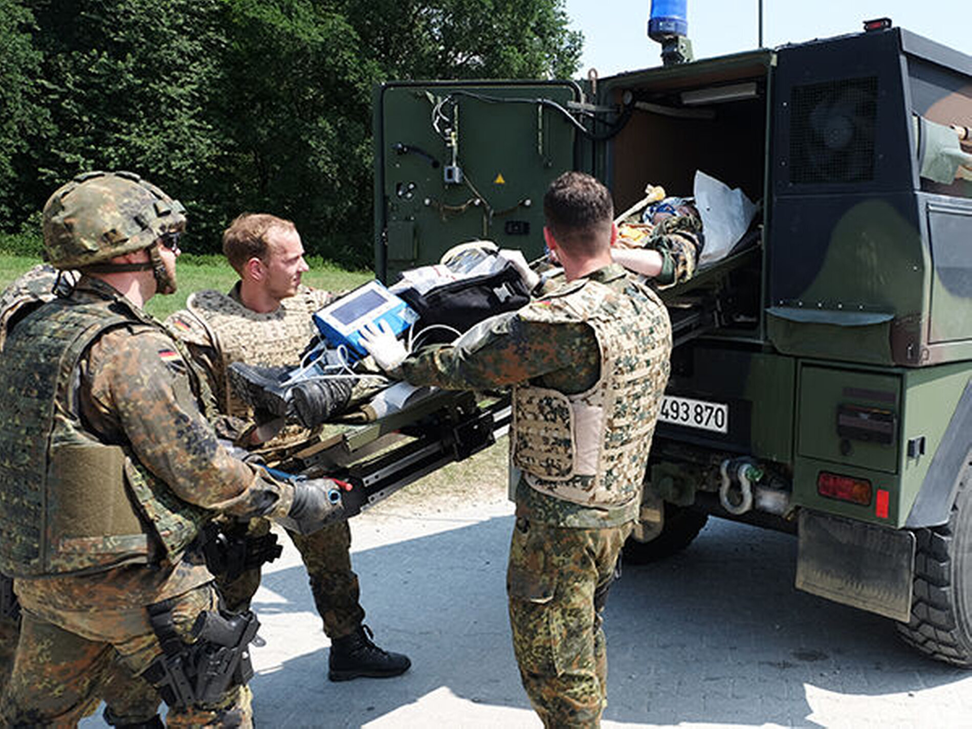 „Wir dienen Deutschland“: Meine Woche beim Sanitätsdienst der ...
